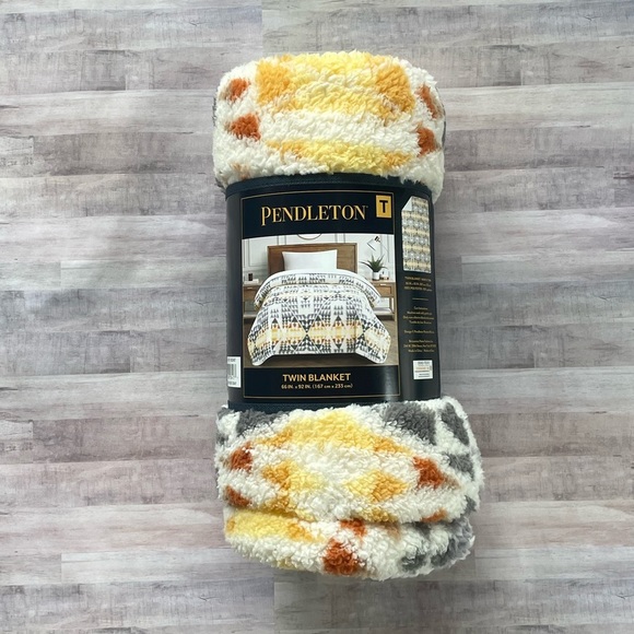 Pendleton | Bedding | Pendleton Twin Blanket Arrow Point Gray | Poshmark